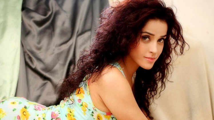 Piaa Bajpai Height, Weight, Age, Bio, Body Stats, Net Worth & Wiki ...